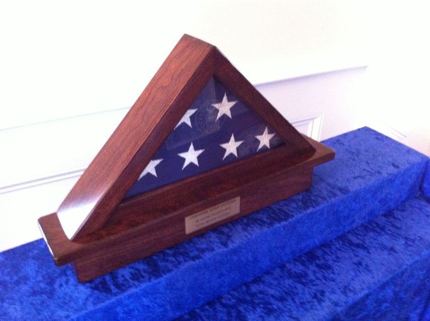 Displaying Patriotism with Pride: Choosing the Right U.S. Flag Display Case